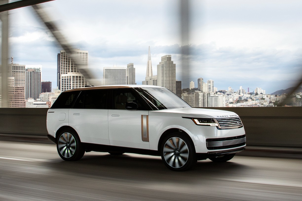 JLR to invest £15B over next 5 years for it's Modern Luxury Electric ...